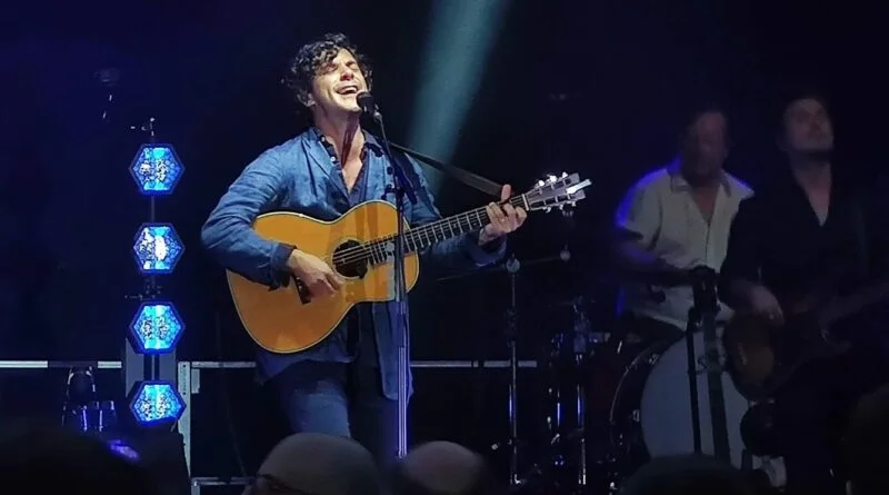 Recensione concerto: JACK SAVORETTI: pop elegante tra Italia e ...