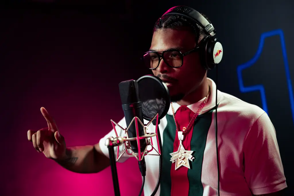 ARTIE 5IVE è il nuovo protagonista di Red Bull 64 Bars [Ascolta il ...